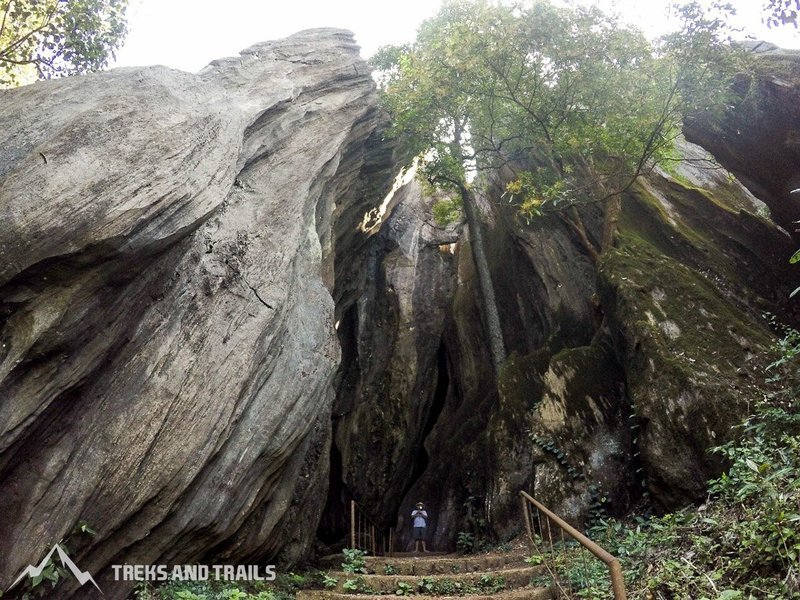 Yana Caves Trek | Treks and Trails India